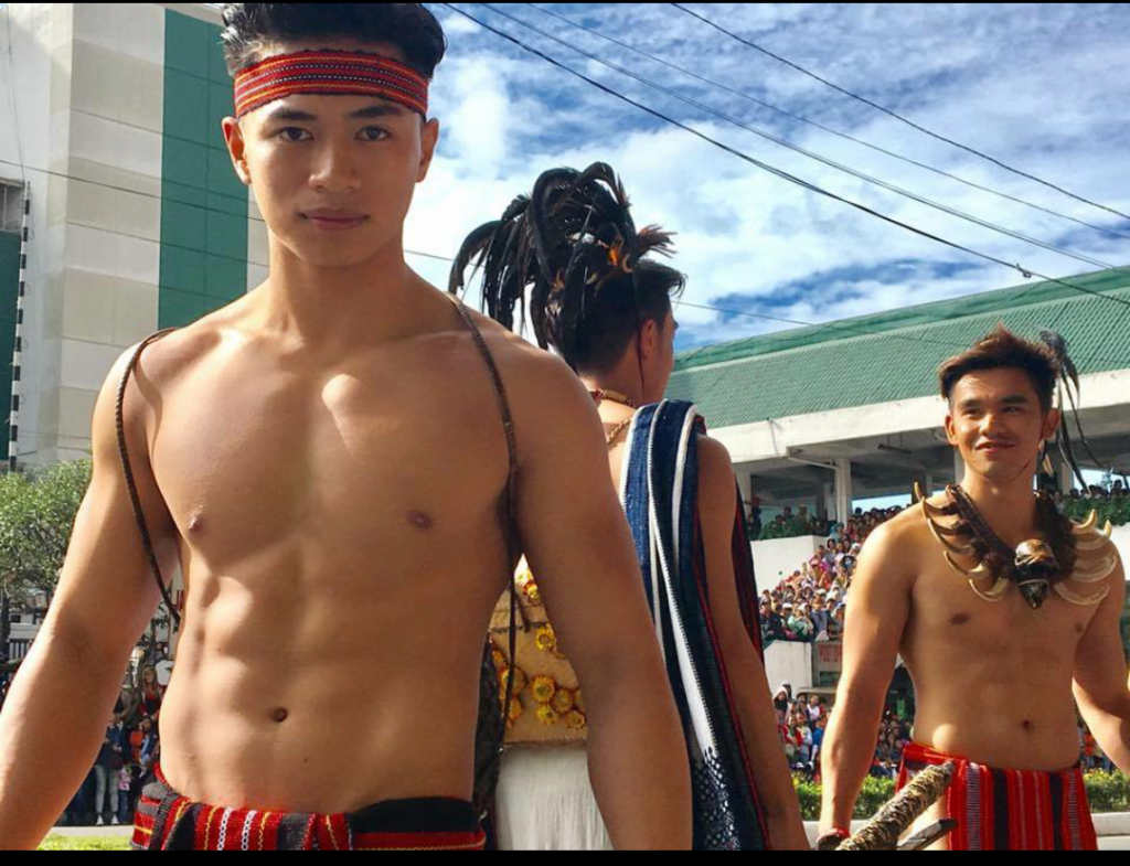 Trai đẹp mặc khố giữa đường lộ clip nhạy cảm trên giường? - ♕Vua quần ...